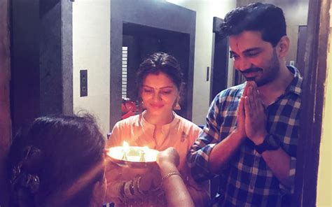 Inside Videos Rubina Dilaik And Abhinav Shukla Share A Passionate Kiss