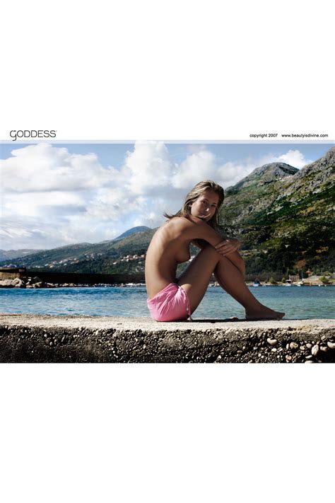 Erotic Xxx Pics Of Beautifuk Brunette Hotti Xxx Dessert Picture