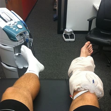 Travis Kelces Feet
