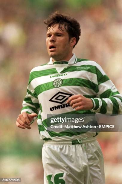 Mark Viduka Photos Photos And Premium High Res Pictures Getty Images