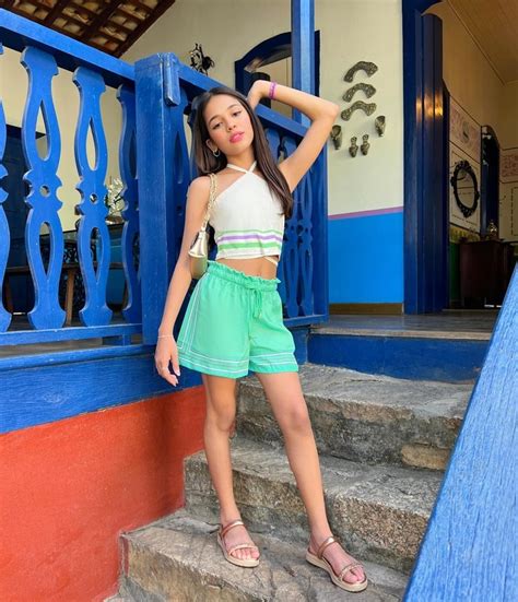 Picture Of Malu Frota