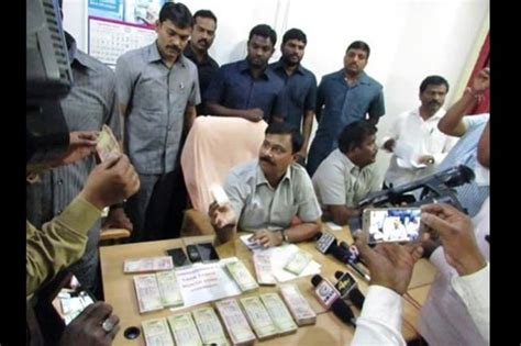 Hyderabad Police Busts Fake Currency Racket Busted Linked To Pakistan