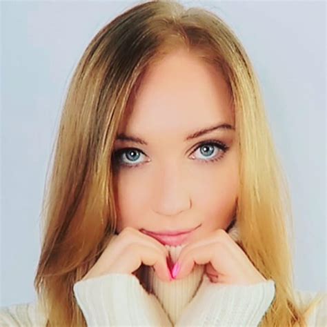 Soothing Hair Brushing And Scalp Massage Latte ASMR Listen Notes