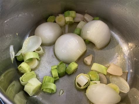 Ricetta Brodo Vegetale Fatto In Casa Ecco Come Si Prepara