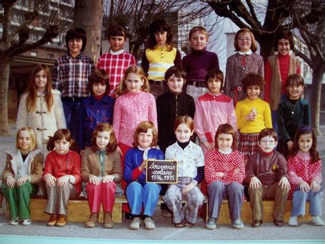 Photo De Classe Classe De Ce2 1974 1975 De 1974 Ecole Jules Ferry