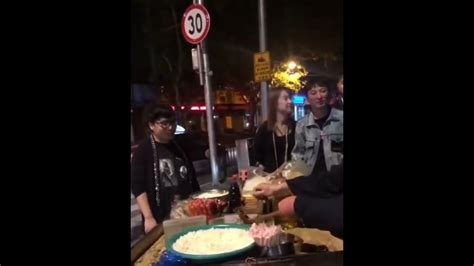 你吃了两碗粉，但只给了一碗的钱！【搞笑】 Youtube