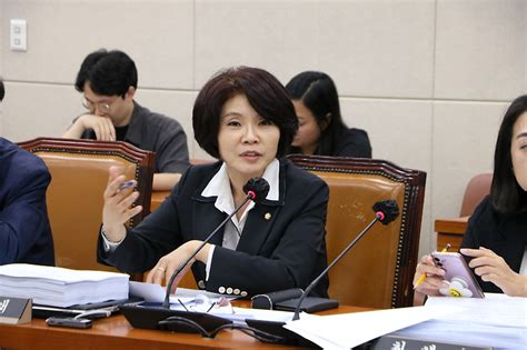 메디컬투데이 ‘심한 장애 가진 빈곤층 장애인 15만 5000명중복장애 아니라 장애인연금 수급 불가능