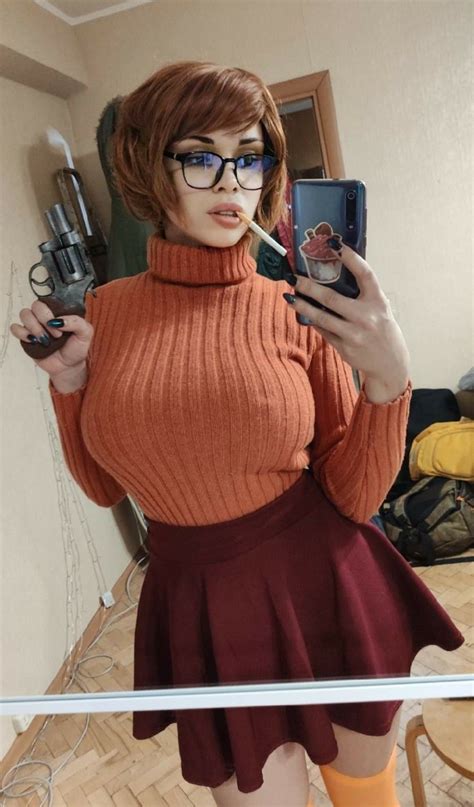 Pin By David2017 On Wow Cosplay Girls Velma Fashion