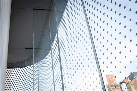Curved Glass Structures By Cantifix