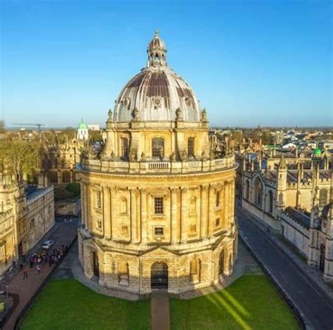 Future Англи хэлний сургалтын төв