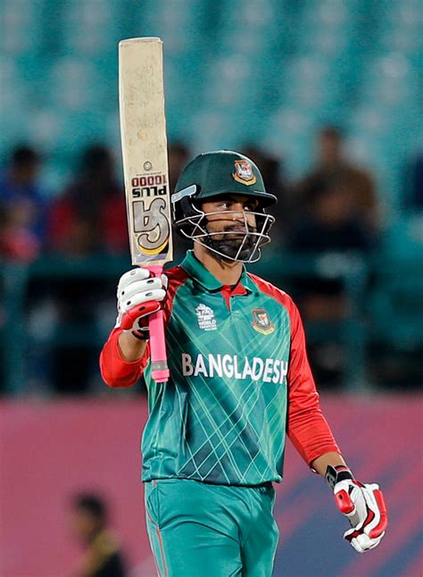 Shakib Al Hasan Kneeling