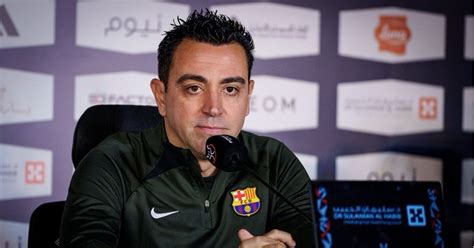 كيف علق تشافي على مواجهة برشلونة وريال مدريد بنهائي