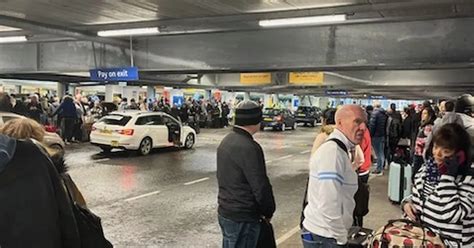 Glasgow Airport Suspicious Package Sees Passengers Evacuated From Terminal Daily Record