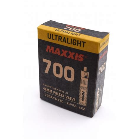 Камера Maxxis Ultralight 700x23/32C 0.6 мм вело нип. 48 мм EIB00100000