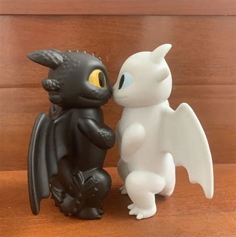 Как приручить дракона Дневная Фурия Light Fury How to Train Your Dragon ...