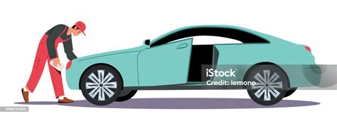 세차 서비스 노동자 캐릭터 스폰지 연마 자동차 몸으로 균일 한 세탁 및 청소 자동차를 착용 차에 대한 스톡 벡터 아트 및 기타 이미지 Istock