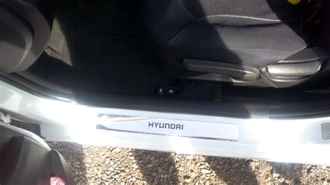 #5.Накладки на пороги — Hyundai Solaris (1G), 1,4 л, 2013 года ...