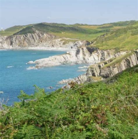 Двойка падна фатално от скалите на романтична почивка За Жената