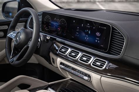 View Interior Photos Of The 2024 Mercedes Benz Gle450