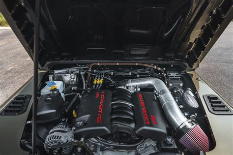 Why These Custom Land Rover Defenders Are The Ultimate British Suvs Maxim