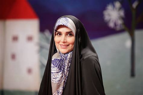 چهره‌های هنری و اجرای برنامه‌هایی در حوزه کتاب رقابت ایوب آقاخانی و