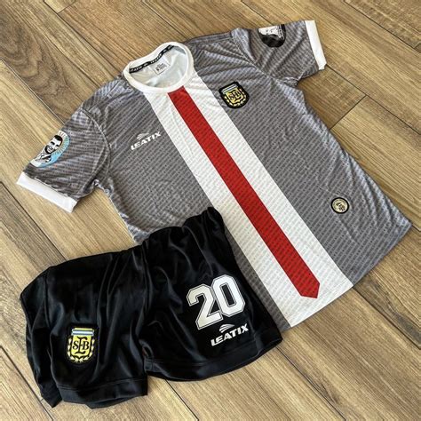 Un Equipo De Mendoza Y El Homenaje A Carlos Bilardo Argentina F C