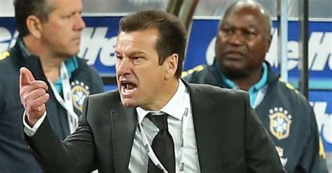 Dunga Nega Lembrança De Maradona Em Briga Com Massagista Estadão