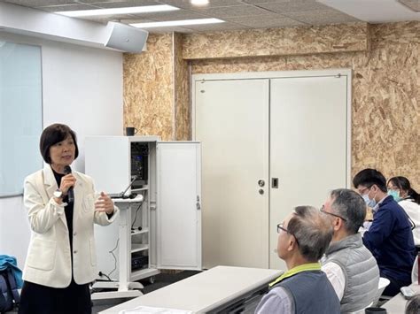 高雄「淨零學院」中油石化專班 環保局長張瑞琿暢談未來淨零轉型規劃