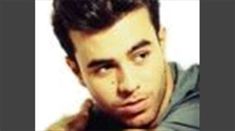 Iglesias Přiznává Mám Malý Penis Dámacz