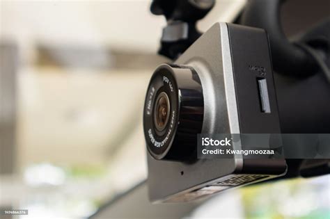 도로에서 안전을 운전하기위한 자동차 Cctv 카메라 비디오 레코더 감시에 대한 스톡 사진 및 기타 이미지 감시 거울 건설