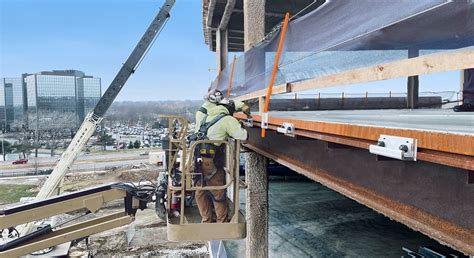 Using The Edge Tie™ System To Create Curved Façades In Steel Construction