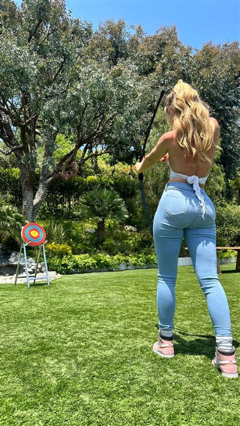 Thicc Archery P2 R Hannahstocking