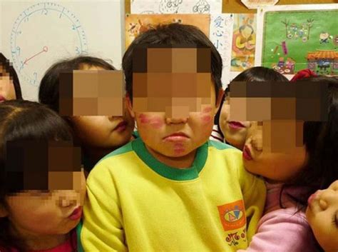동심파괴 유치원 아이들에게 진한 스킨십 유도한 선생님 오펀 디스커스