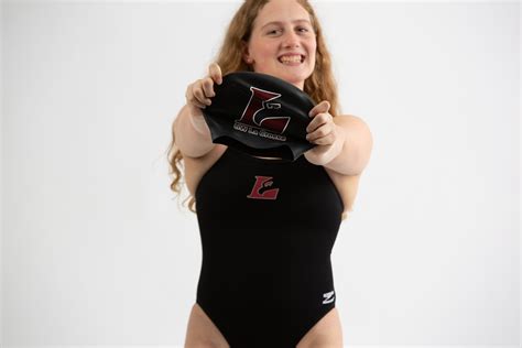 Uwl 2022 2023 Swim Team Captains Uwl Photography And Video Library