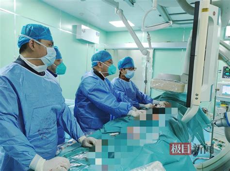 透析患者左脚疼痛2个多月医生用声波打通严重钙化血管 阿姨 下肢 屈碧辉