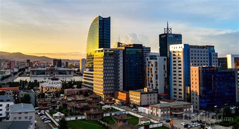 Vip76 Mn “Нийслэл Улаанбаатар хотын хөгжлийн бодлого эрхэлсэн түр хороо байгуулах тухай