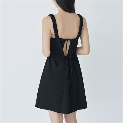 리틀마켓 휴양지 A라인 백리스 리본 미니 셔링 나시 원피스 Of05b3 미니 미디 드레스 민소매 뒷 뒤트임 블랙 화이트 여름 썸머 여행 바캉스 데이트 하객 결혼식 룩