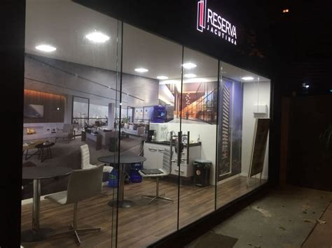 Stand De Vendas Container Store Do Brasil