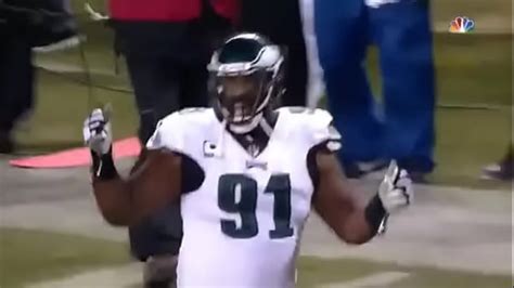 american football player fucks team season with 12 regular season wins