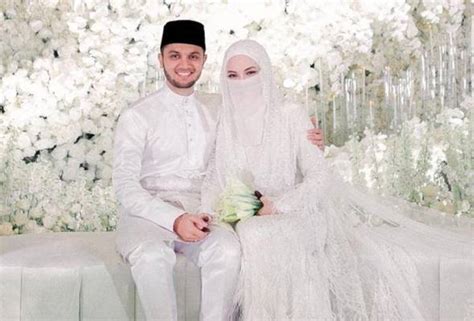 Ayah Tiri Neelofa Mohd Noor Neelofa Tak Pernah Hut4ng A Datin Noor
