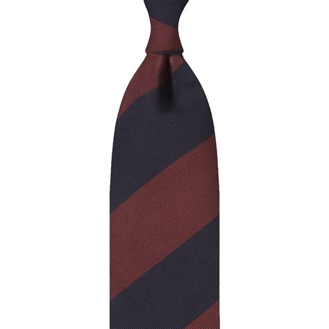 Cravate En Jacquard De Soie Bleu Marine Bordeaux Suitsurmesur