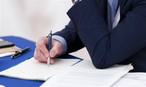 Назначаване на срочен трудов договор по чл 68 ал 1 т 1 от КТ и