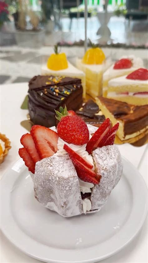 여기가 베이커리디저트 천국 그자체 유성가면 꼭 가봐야하는 분좋카 커먼비 종류 다양한 타르트 케이크팡도르 등등 베이커리 종류도 완전 다양😋1인1빵각 이번주