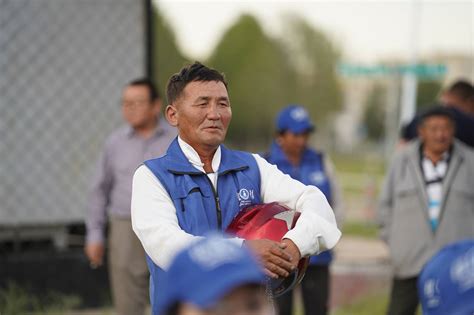 Архангай аймаг Цэцэрлэг сумын долдугаар Ганбатын ХОСБАЯР