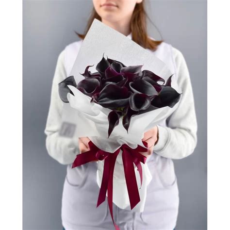 Черные каллы в крафте Love-delivery.ru