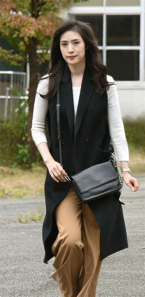 冬ドラマ密着 編集部ブログ『トレンド満載の大人コーデ！衣装担当者が明かす、天海祐希さんのファッションポイント！』 ファッション 天海祐希 天海