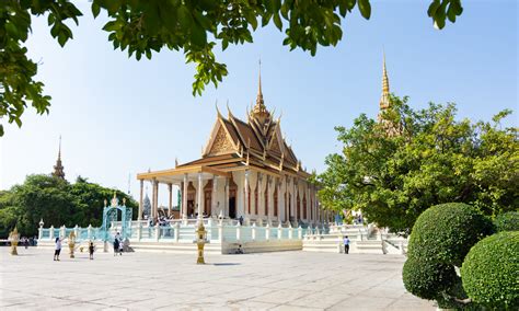 9 Incredible Things To Do In Phnom Penh Cambodia Wandering Wheatleys