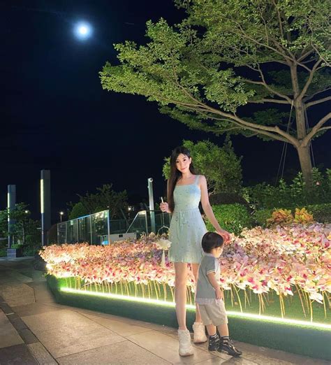 Miss Angelcさんのインスタグラム写真 Miss Angelcinstagram「🌙 🌘 🌗 🌖 🌕 人地追月 我黎追仔😎