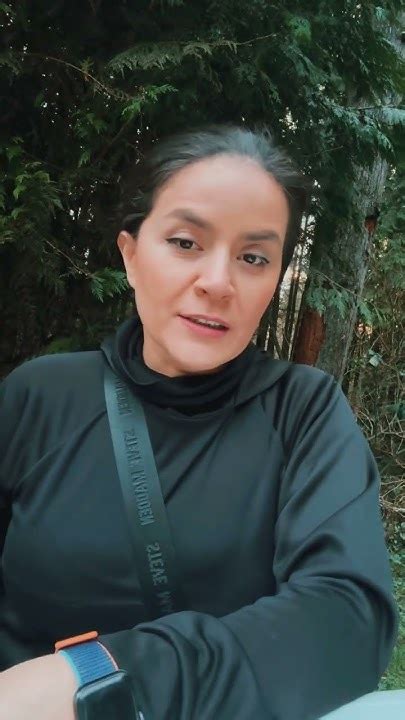 کتابی برای کسایی به کیفیت زندگی و خودشناسی اهمیت میدن خلاصهکتابچهاراثراسکاونشینکتابخونه