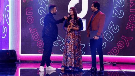 Fiza Muneeb Wins Top Entertainer Of The Year At Pakistans 1st Tiktok Awards